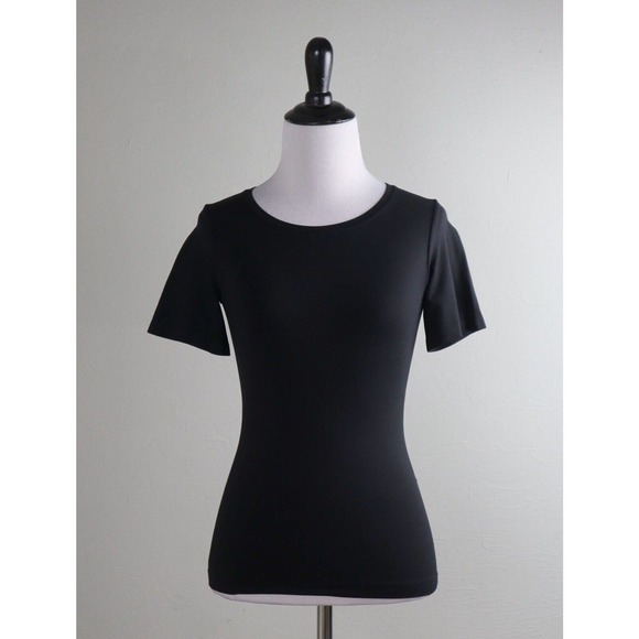 Hanro | Tops | Hanro Switzerland 35 Solid Black Stretch Classic Ss Tee ...